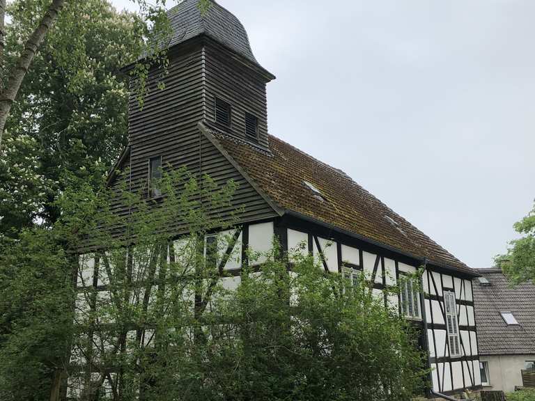 Dorfkirche Kratzeburg: Wanderungen und Rundwege | komoot
