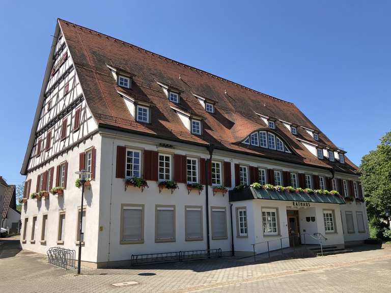 Rathaus Süßen: Wanderungen und Rundwege | komoot
