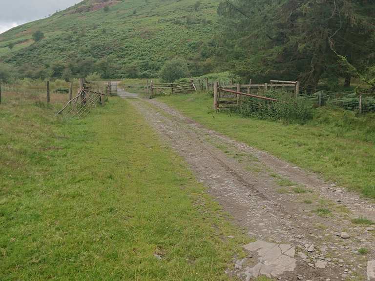 Unsurfaced Track Between Cilcain and Moel Arthur – Hiking & Cycling ...