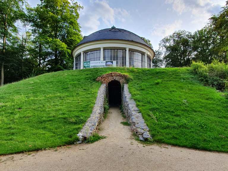 Historisches Karussell Hanau - Wilhelmsbad Routes for Walking and ...