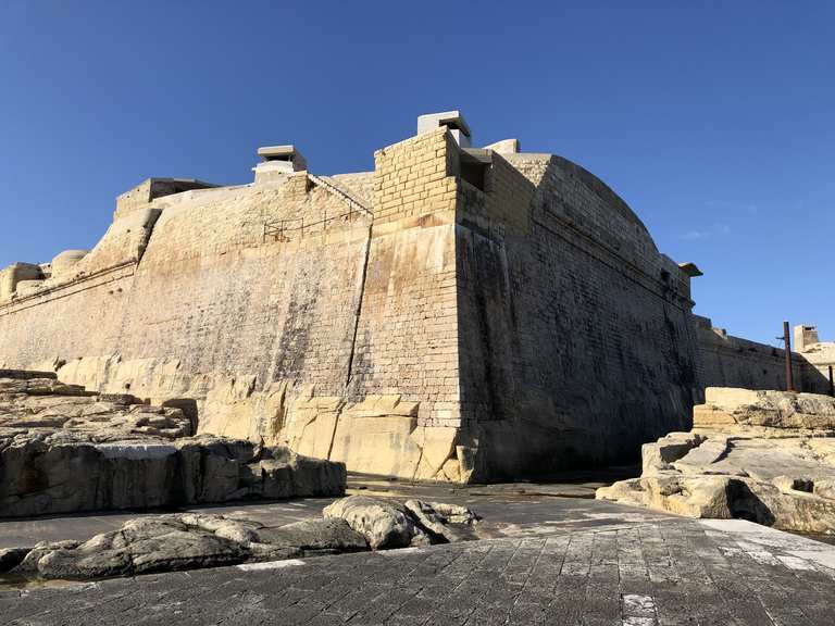 Triq il-Lanca - Routes for Walking and Hiking | Komoot