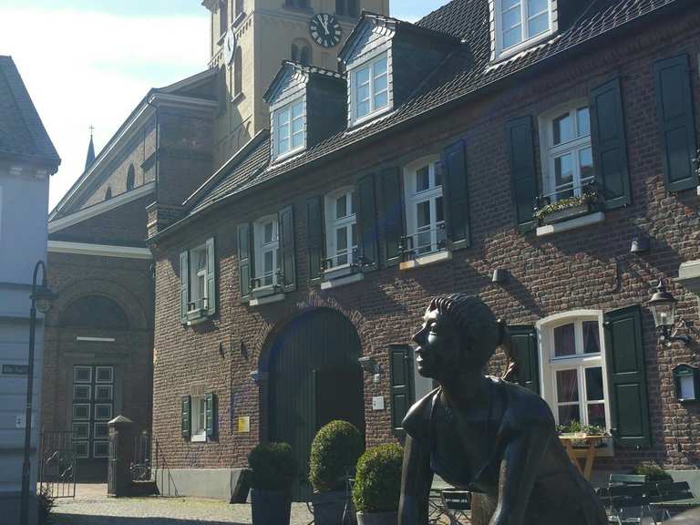 Lank-Latum fietsroutes en kaart | Komoot