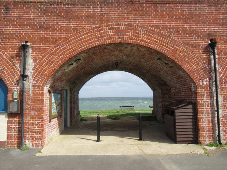 Fort Victoria Country Park Routes for Walking and Hiking | Komoot