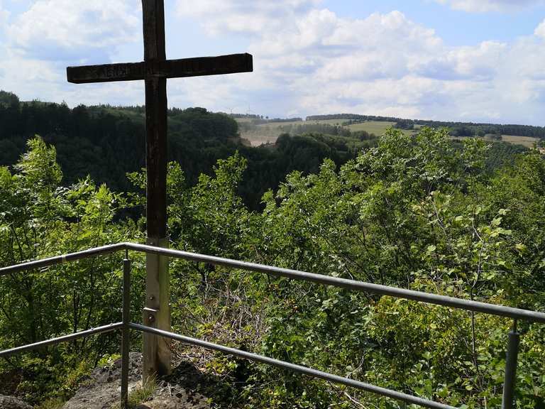 Eifel-Blick Ruine Stolzenburg in Kall an der Urft: Wanderungen und ...