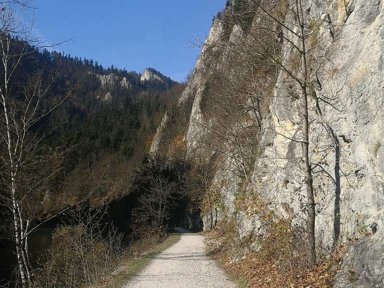 The Dunajec River Gorge Cycle Routes and Map | Komoot