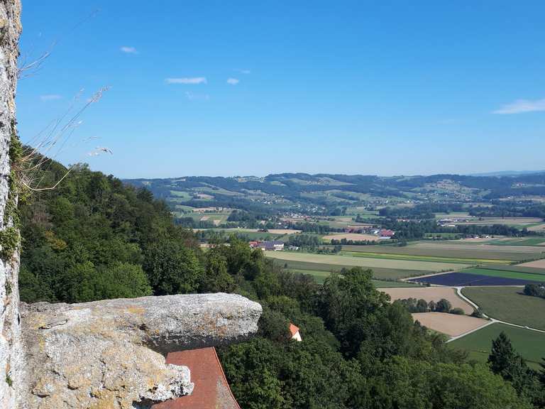 Burgruine Schaunberg: Wanderungen und Rundwege | komoot