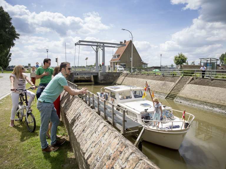 Fintelebrug en sluis – Sluis van Fintele rondtocht vanuit Proven ...