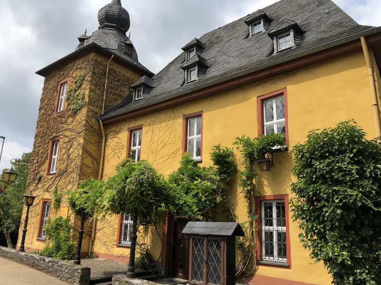 Burg Zweiffel: Wanderungen und Rundwege | komoot