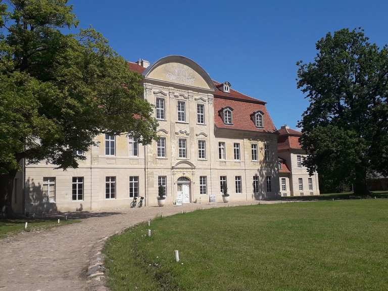 Schloss Kummerow : Radtouren und Radwege | komoot