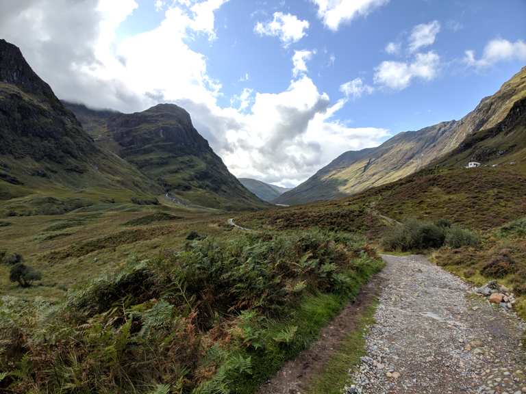 Three Sisters viewpoint Routes for Walking and Hiking | Komoot