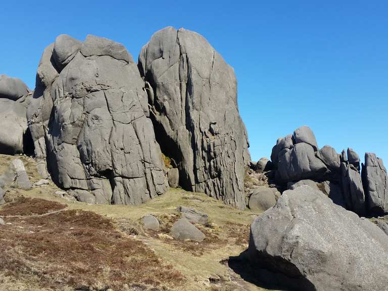 View of the Mourne Mountains – Slieve Binnian loop from Annalong | hike ...