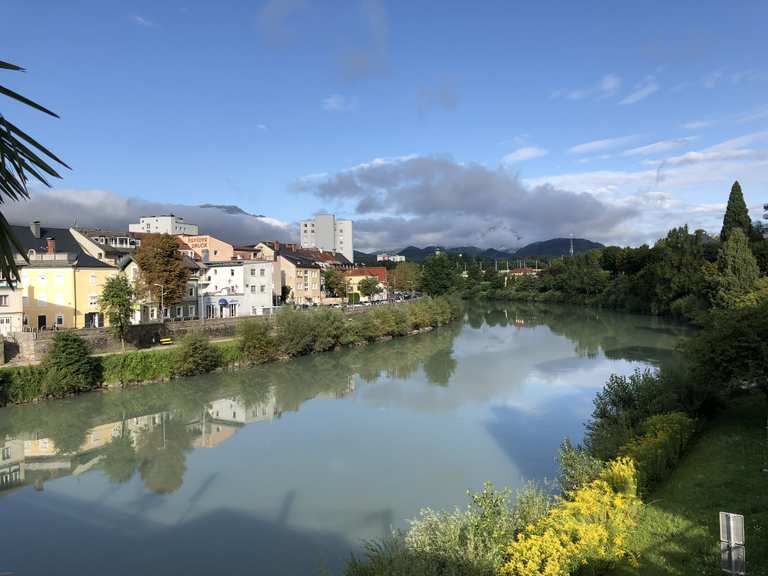 Hauptplatz – Dreifaltigkeitssäule loop from Villach Westbahnhof | hike ...