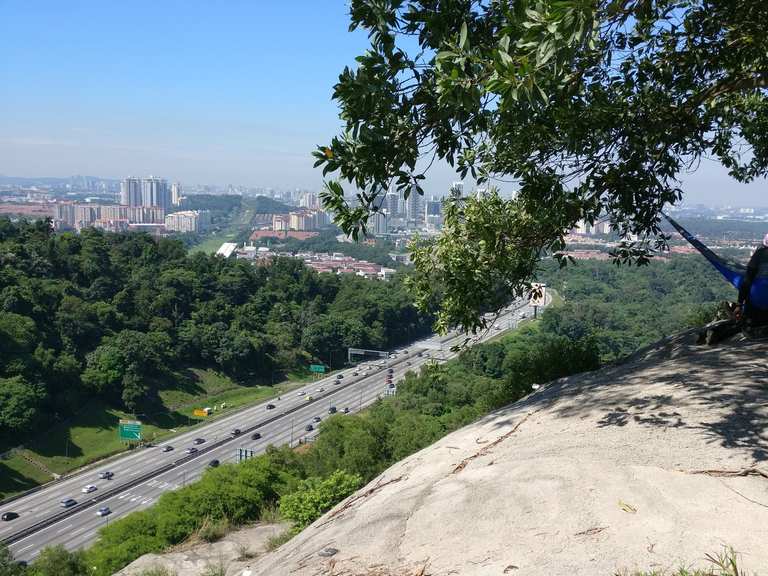 Denai Tiga Puteri Peak Routes for Walking and Hiking | Komoot