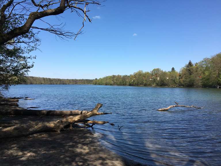 Reservoir promenade on the southern shore of Lake Strausberg - Cycle ...