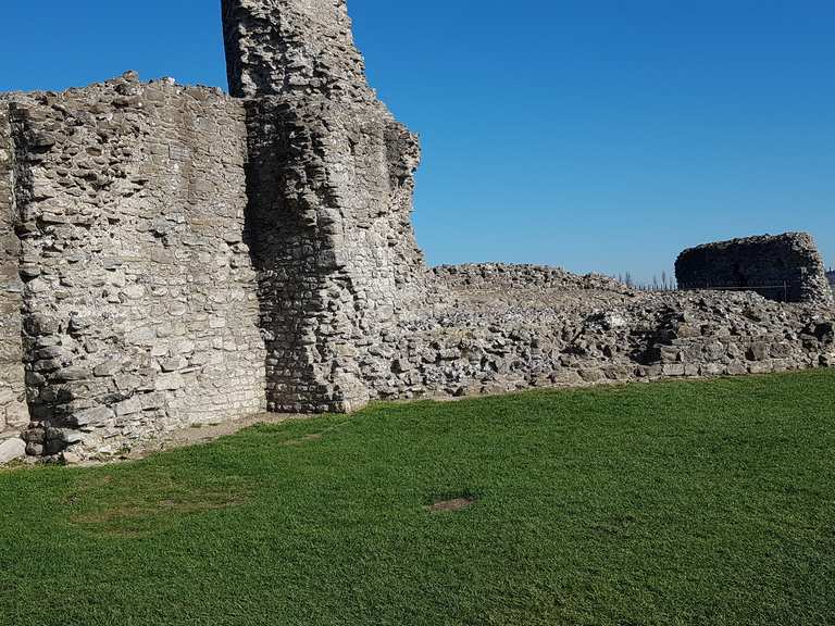 Hadleigh Castle Routes for Walking and Hiking | Komoot