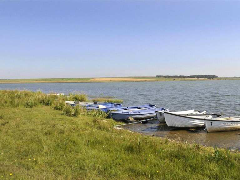 Whaligoe Steps, Grey Cairns & Loch Watten loop from Wick | bike Tour ...