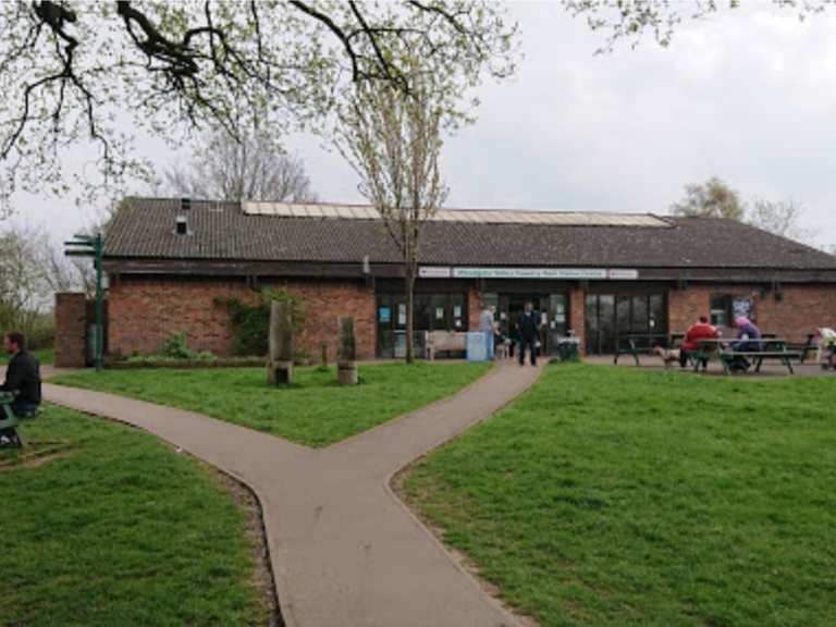 Woodgate Valley Country Park Cycle Routes and Map | Komoot