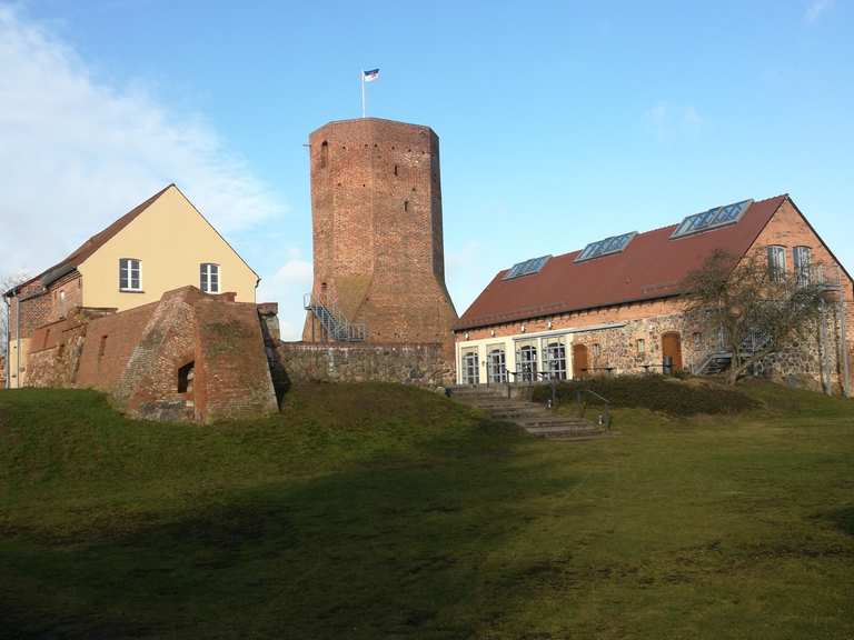 Burg in Löcknitz - Cycle Routes and Map | Komoot