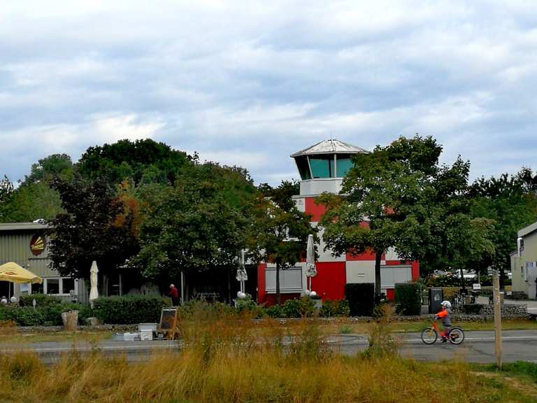 Alter Flugplatz Bonames mit Towercafé - Cycle Routes and Map | Komoot