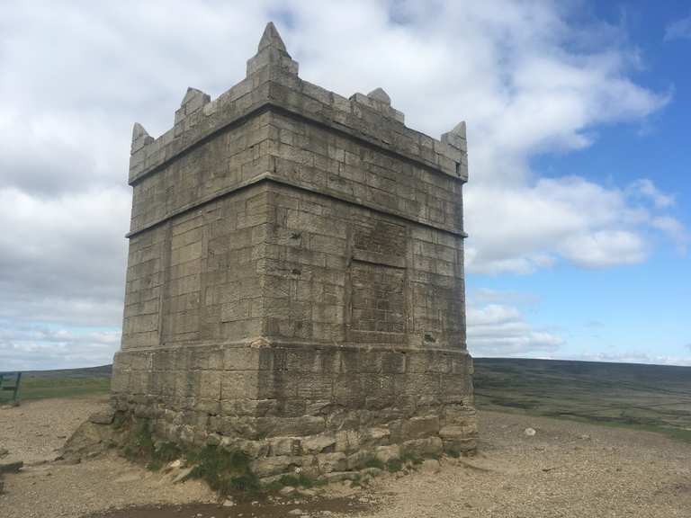 Rivington Pike Tower Routes for Walking and Hiking | Komoot