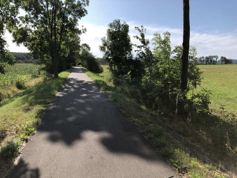 Radweg im Leinatal: Radtouren und Radwege | komoot