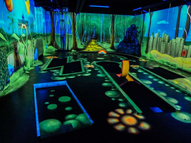 Black light mini golf Routes for Walking and Hiking | Komoot
