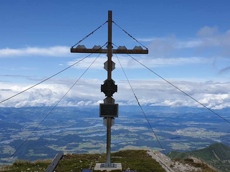 Blick zur Höhle – Hochobir (2139m) 🇦🇹 Runde von Wildenstein | Bergtour ...
