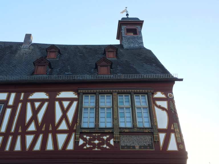 Altes Rathaus Seeheim: Rutas de senderismo y caminatas | Komoot