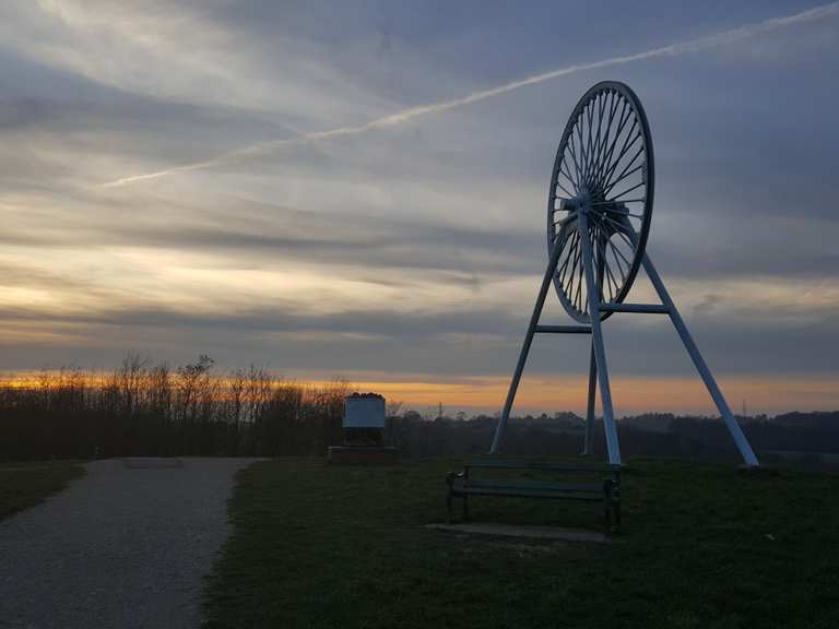 Apedale Pit Wheel Memorial – Hiking & Cycling Routes | Komoot