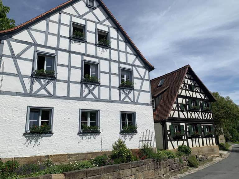 Frankendorf: Wanderungen und Rundwege | komoot