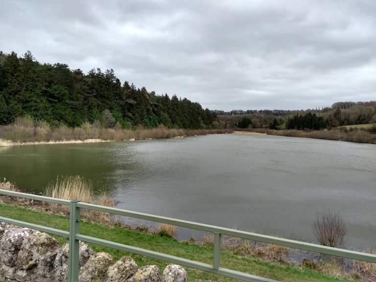 Dowdeswell Reservoir Routes for Walking and Hiking | Komoot