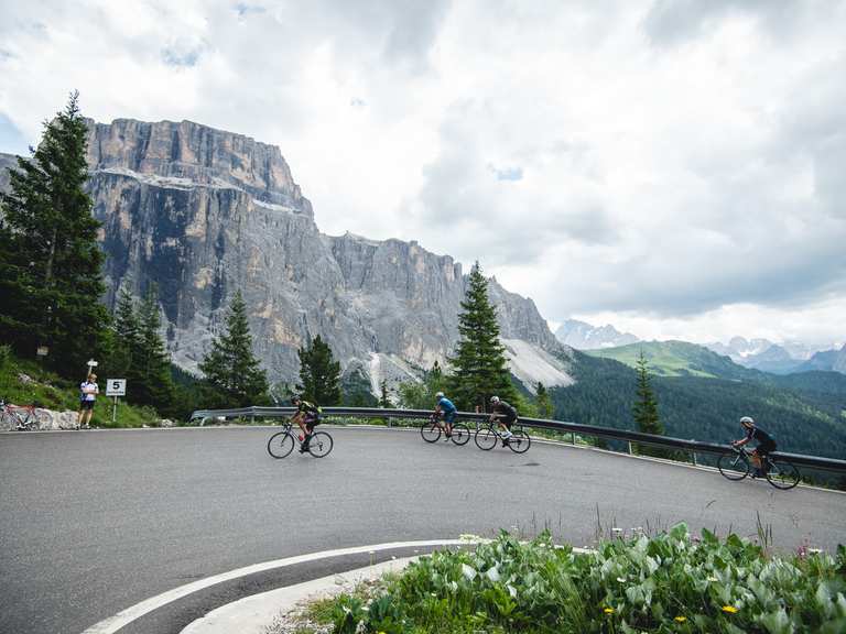 Passo Sella Road Cycle Routes and Map | Komoot