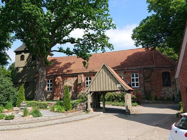 Hollenstedt - St. Andreas Kirche : Radtouren und Radwege | komoot