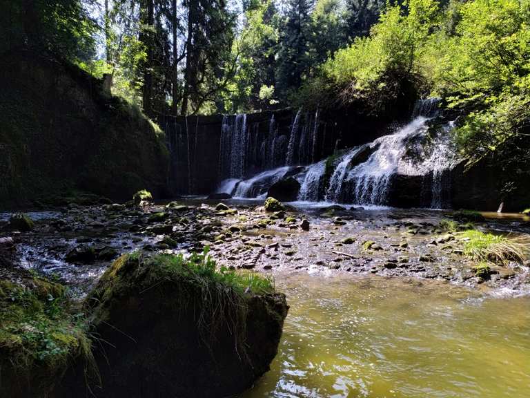 Geratser Wasserfall: Wanderungen und Rundwege | komoot