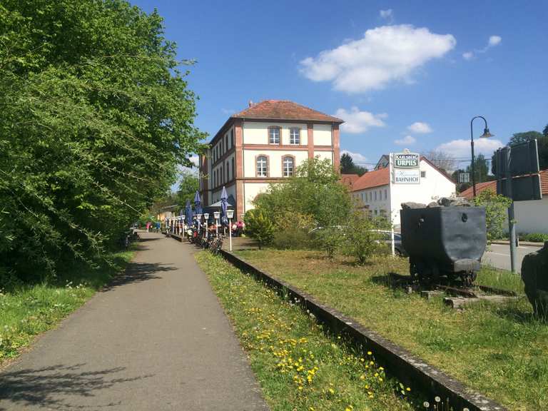 Historischer Bahnhof Gersheim Restaurant & Biergarten : Radtouren und ...