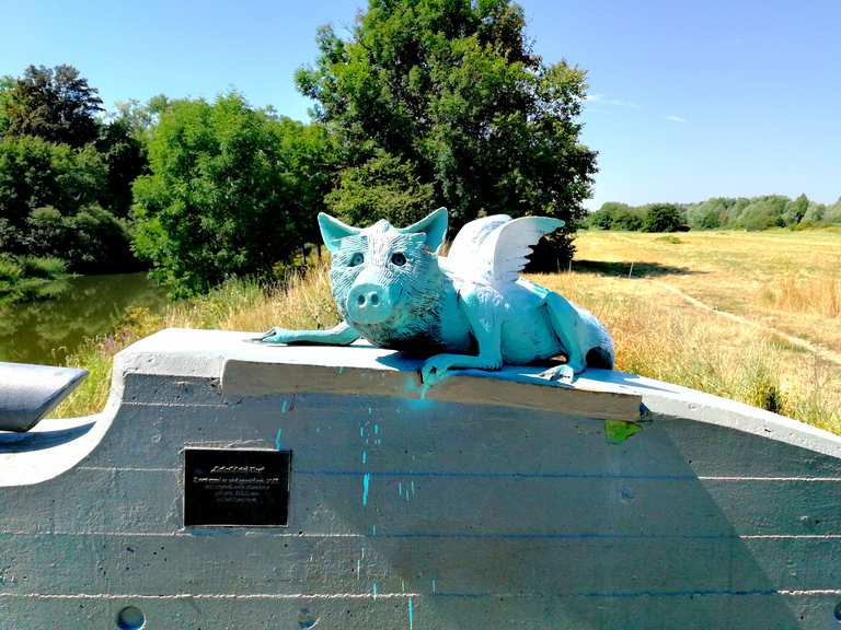 Alter Flugplatz Bonames mit Towercafé - Cycle Routes and Map | Komoot