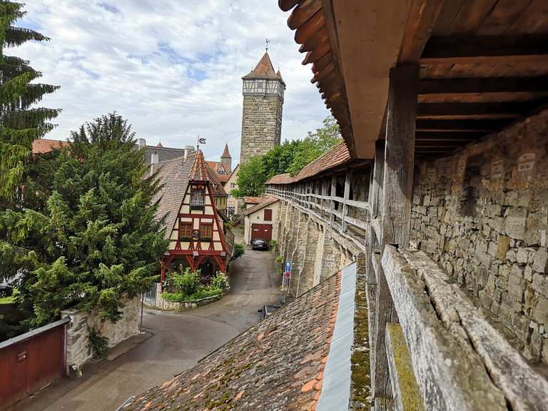 Alte Stadtmauer mit Wehrgang: Wanderungen und Rundwege | komoot