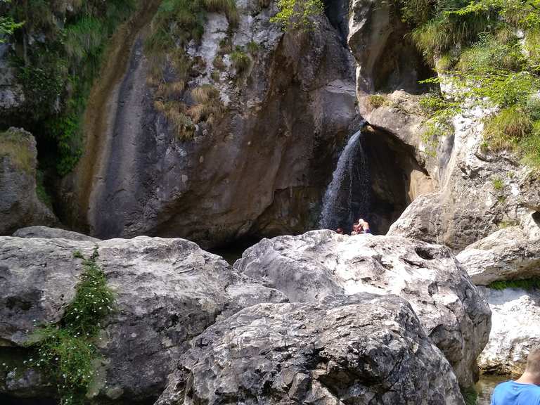 Cascata di Begna - Itinéraires de rando et marche | Komoot