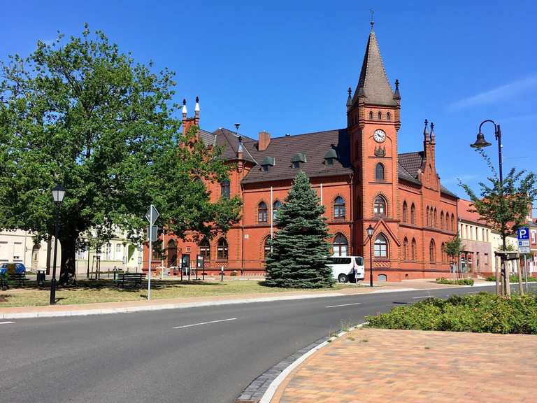 Rathaus von Zahna : Radtouren und Radwege | komoot