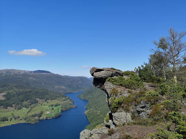 Himakånå-Felsen: Wanderungen und Rundwege | komoot