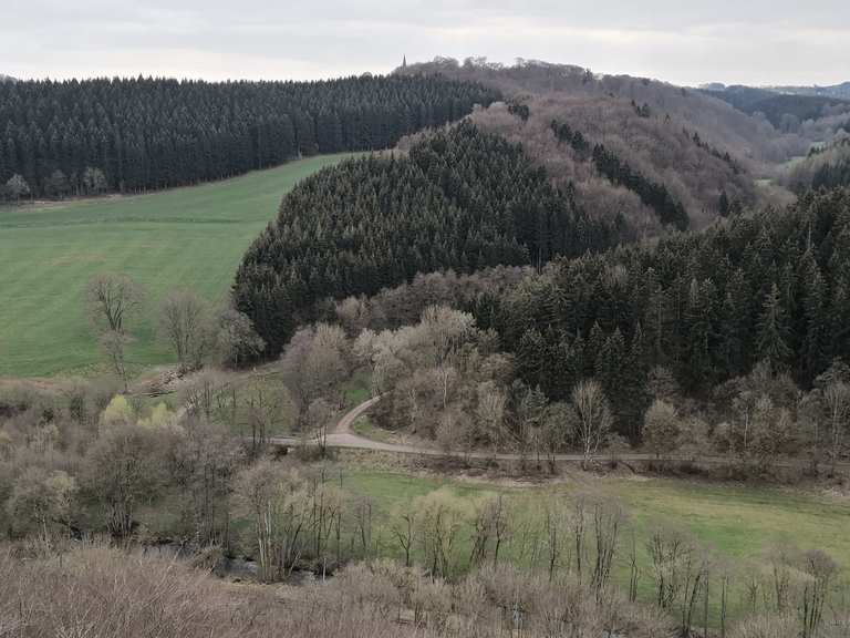 Eifel-Blick Ruine Stolzenburg in Kall an der Urft Routes for Walking ...