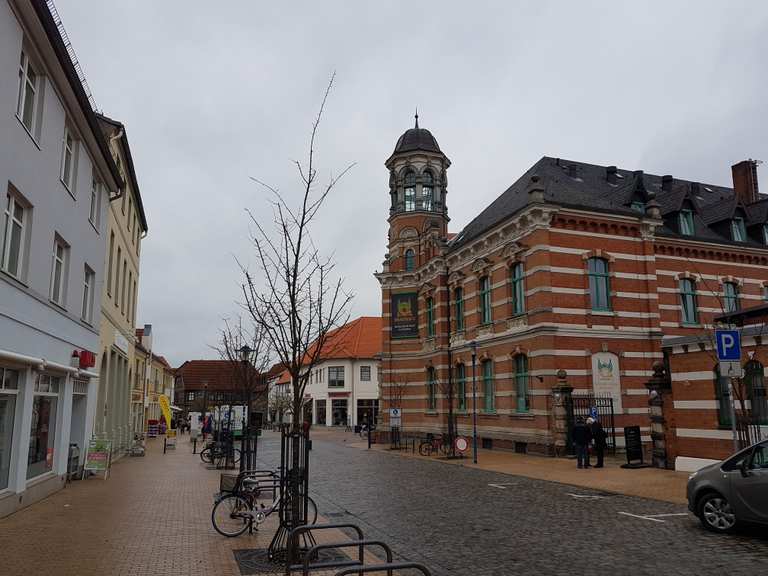 Parchim: Ehemaliges Kaiserliches Postamt Routes for Walking and Hiking ...