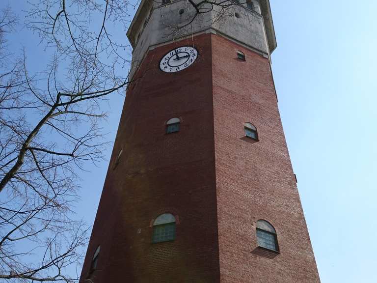 Finsterwalder Wasserturm - Itinéraires vélo et carte | Komoot