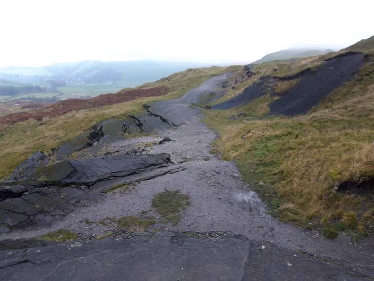 Collapsed Road Routes for Walking and Hiking | Komoot