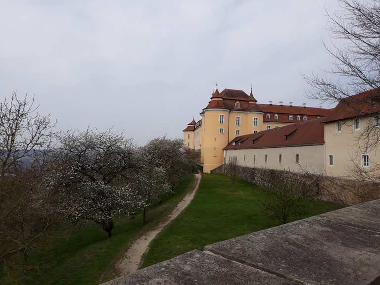 Schloss ob Ellwangen Routes for Walking and Hiking | Komoot