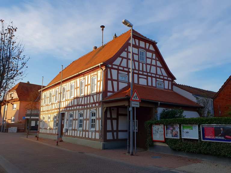 Historisches Rathaus – Worfelden 🚴‍♂️ Road Cycle Routes and Map | Komoot