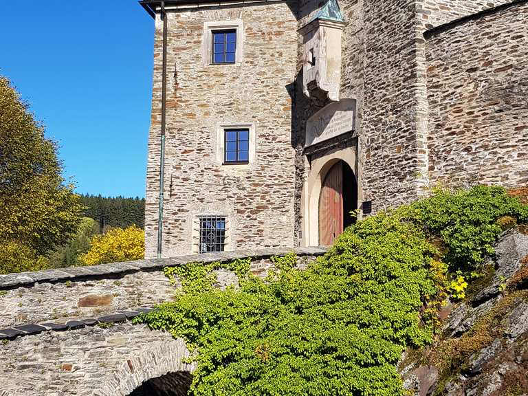 Burg Lauenstein Routes for Walking and Hiking | Komoot