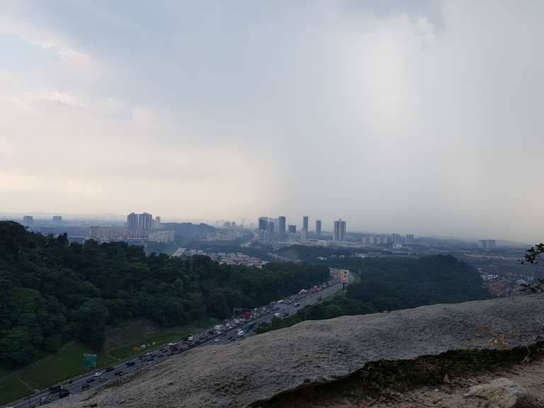 Denai Tiga Puteri Peak Routes for Walking and Hiking | Komoot