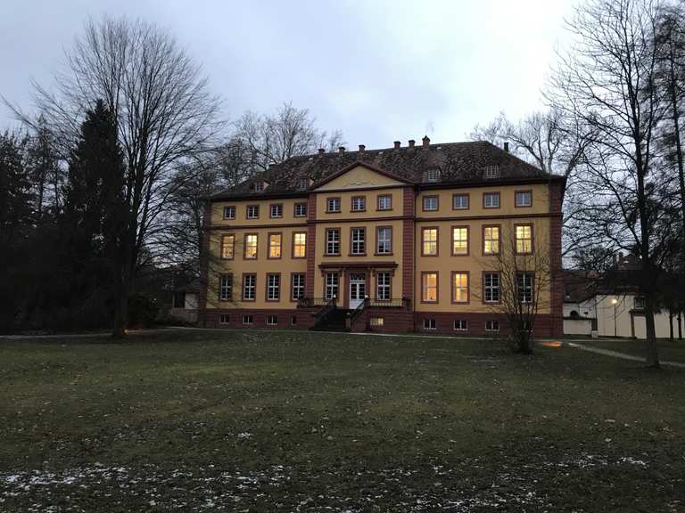 Schloss Hallenburg: Wanderungen und Rundwege | komoot