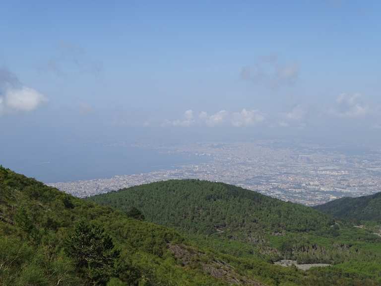 O grande cone do Vesúvio - Volta em roda | caminhada | Komoot